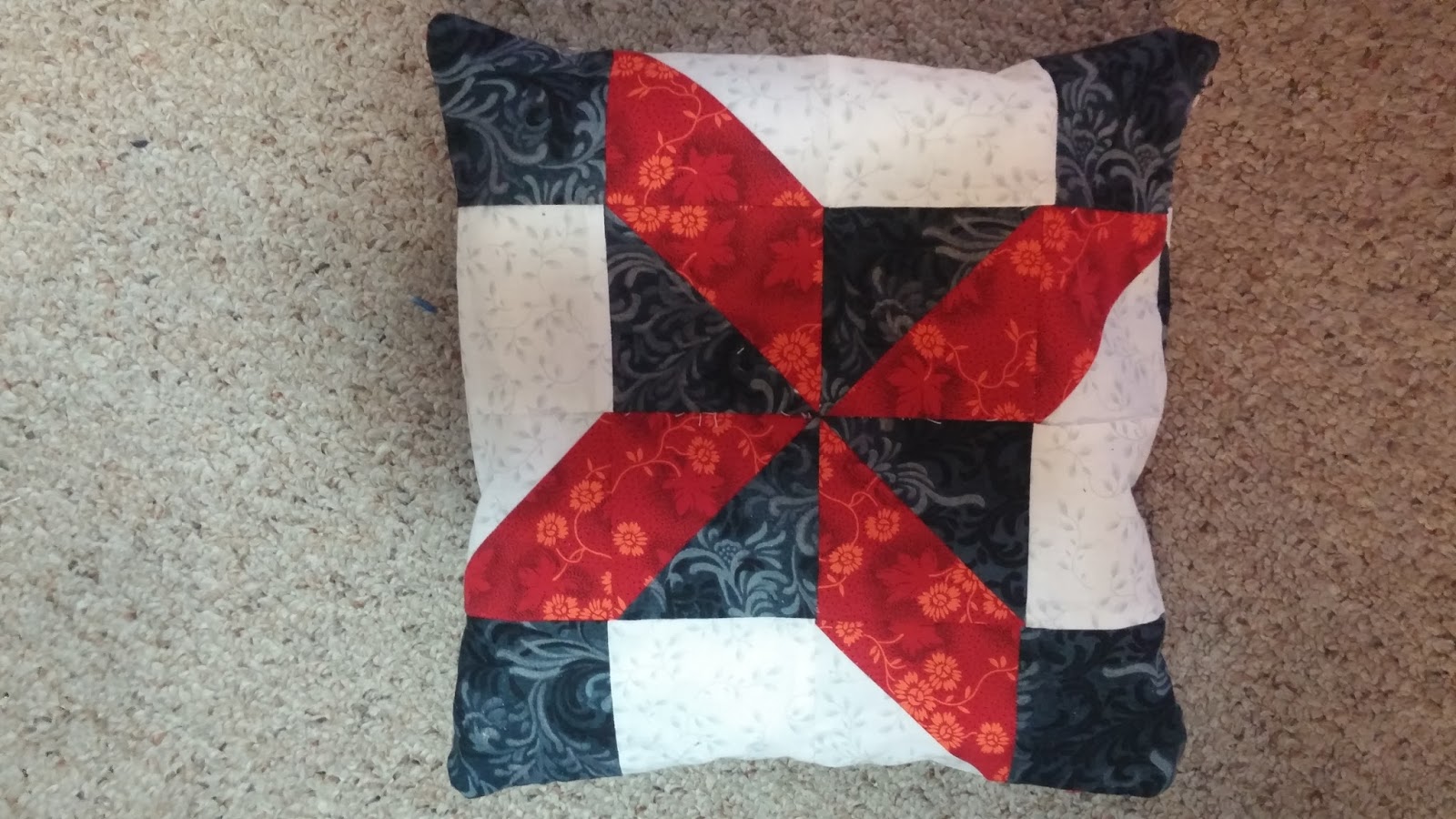 Kaelyn's Creative Studio: Repurposing Quilt Blocks