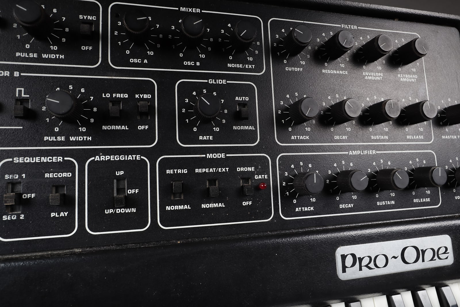 MATRIXSYNTH: Sequential Circuits Pro One Synthesizer W/ Original Manual