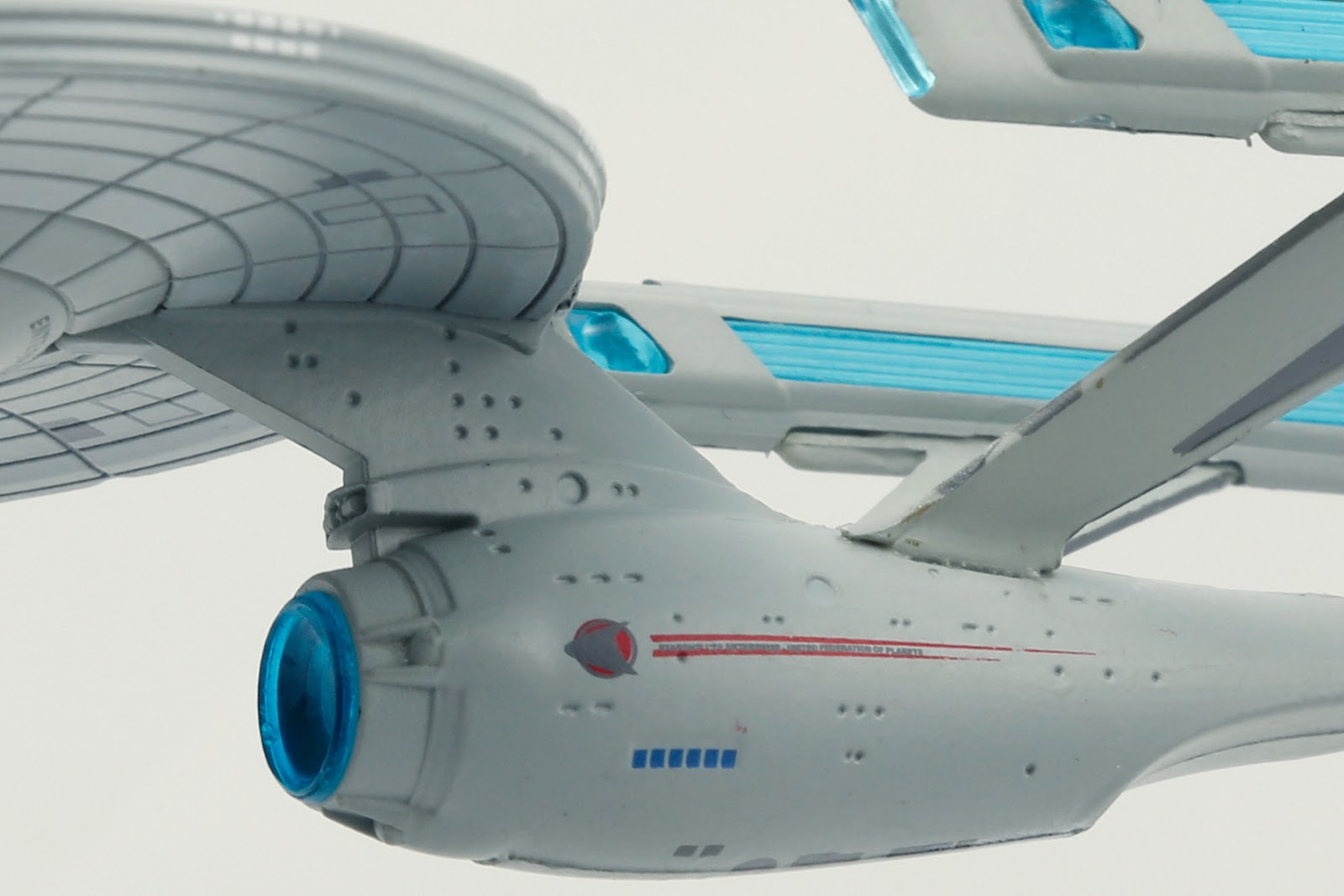 The Trek Collective: Review: The Official Starships Collection #2 - USS ...