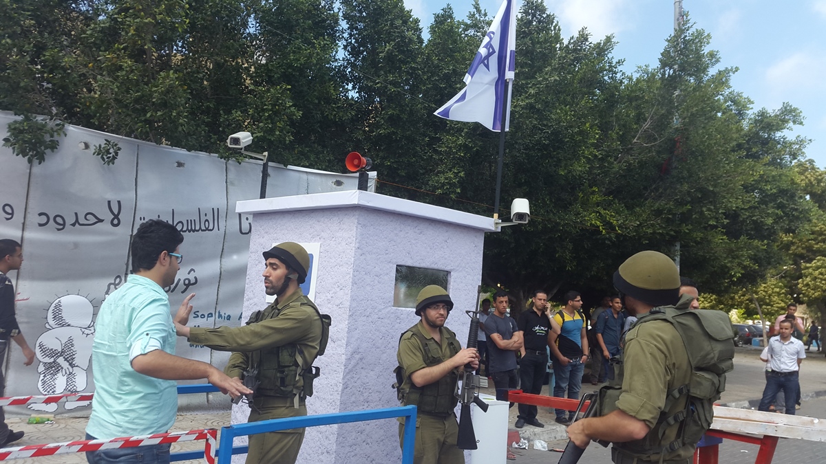 Gazans set up an "Israeli checkpoint!" ~ Elder Of Ziyon - Israel News