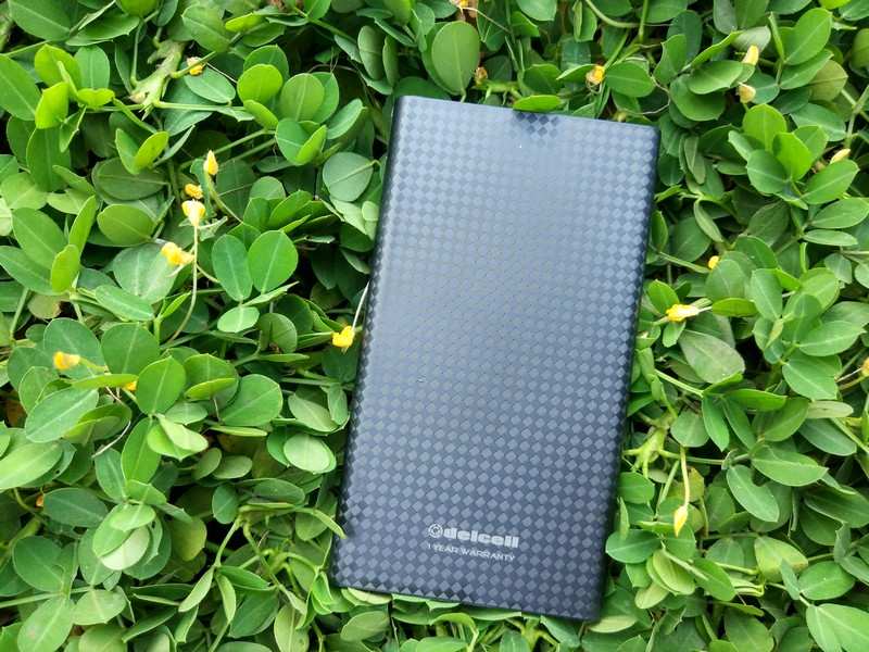 Delcell Venus 4100mAh Review: Power Bank Tipis Untuk Saat Kritis ...
