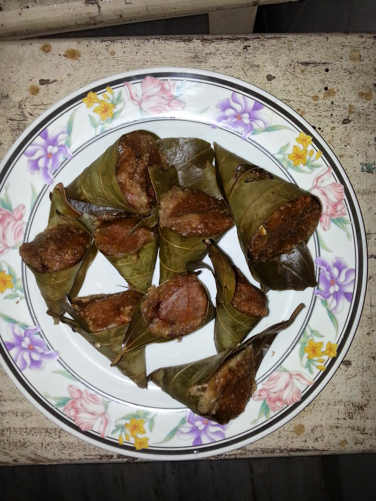 Variety Cooking: How to make therali appam ( kumbilappam )