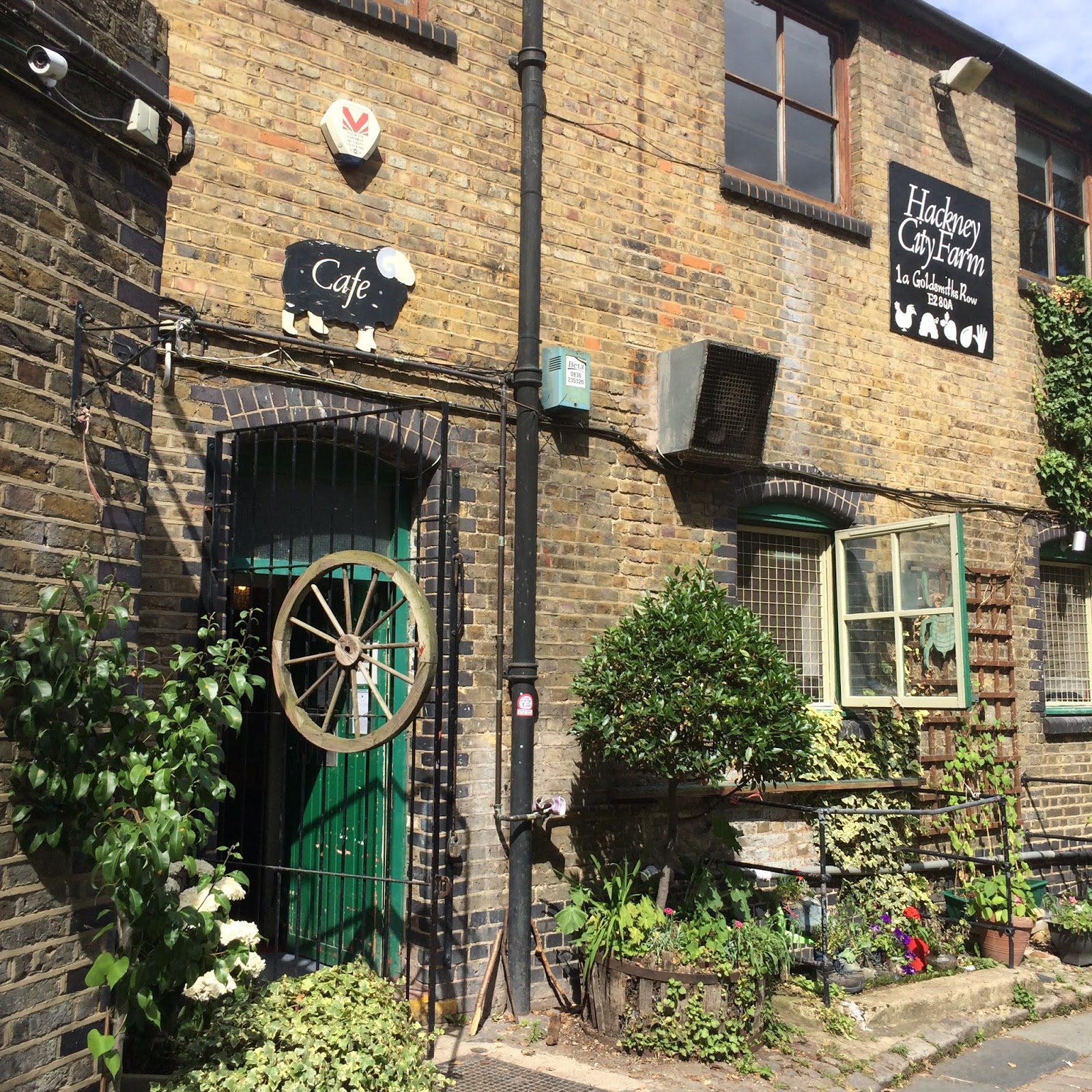 The Fry up Inspector: Frizzante Cafe @ Hackney City Farm - London