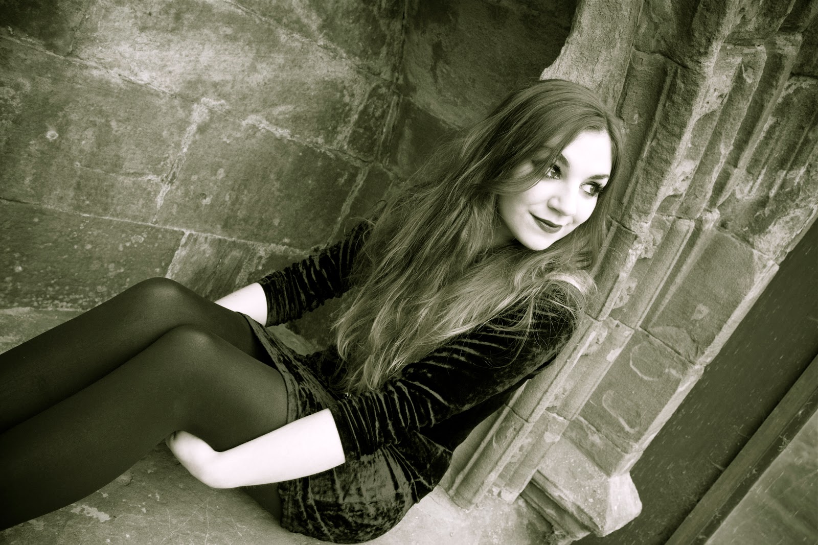 Modern Gothic Photo Shoot - Final Shots! | Electric Sunrise