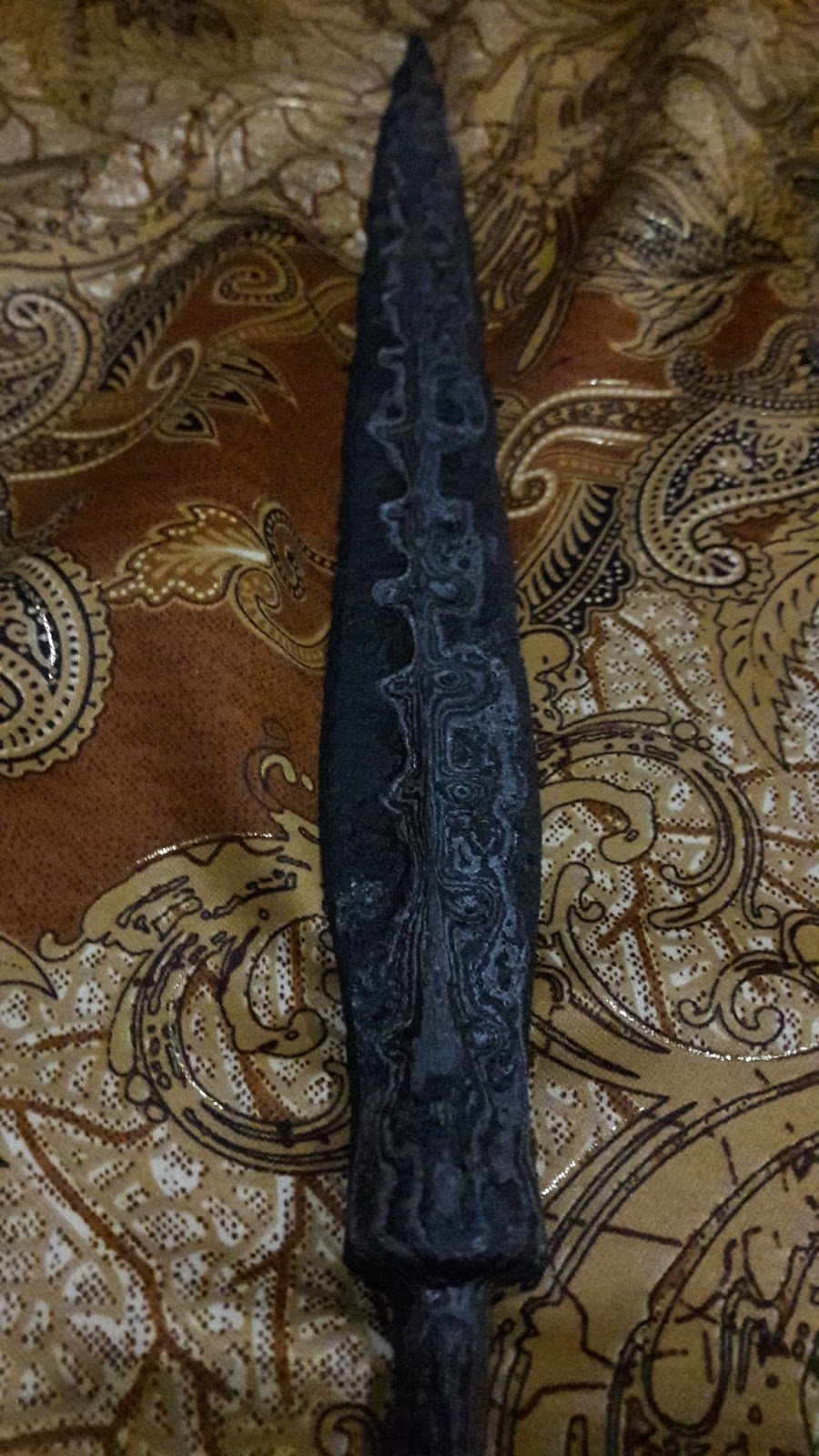 Aneka Macam Tombak ~ TOKO KERIS DAN BARANG ANTIK