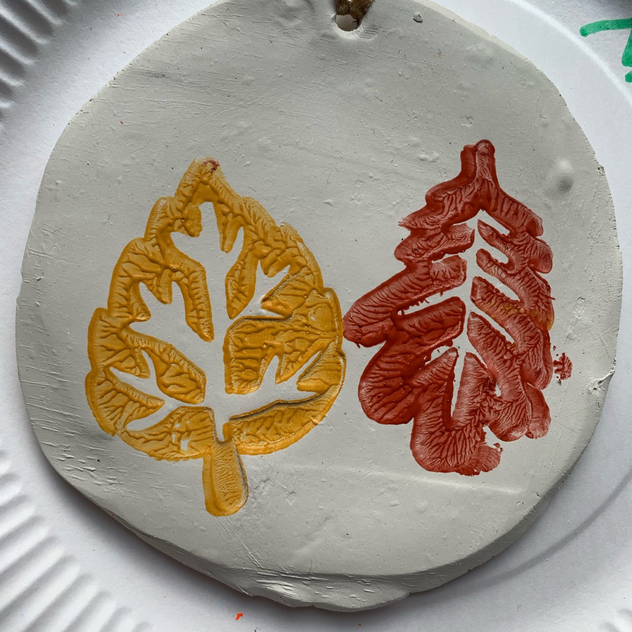 Cute Little Crafty Things: Autumn Leaf Plaques