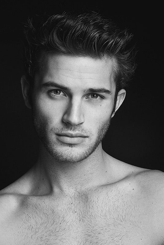 zephyr-files: Sean Thomson by Jenn Hoffman