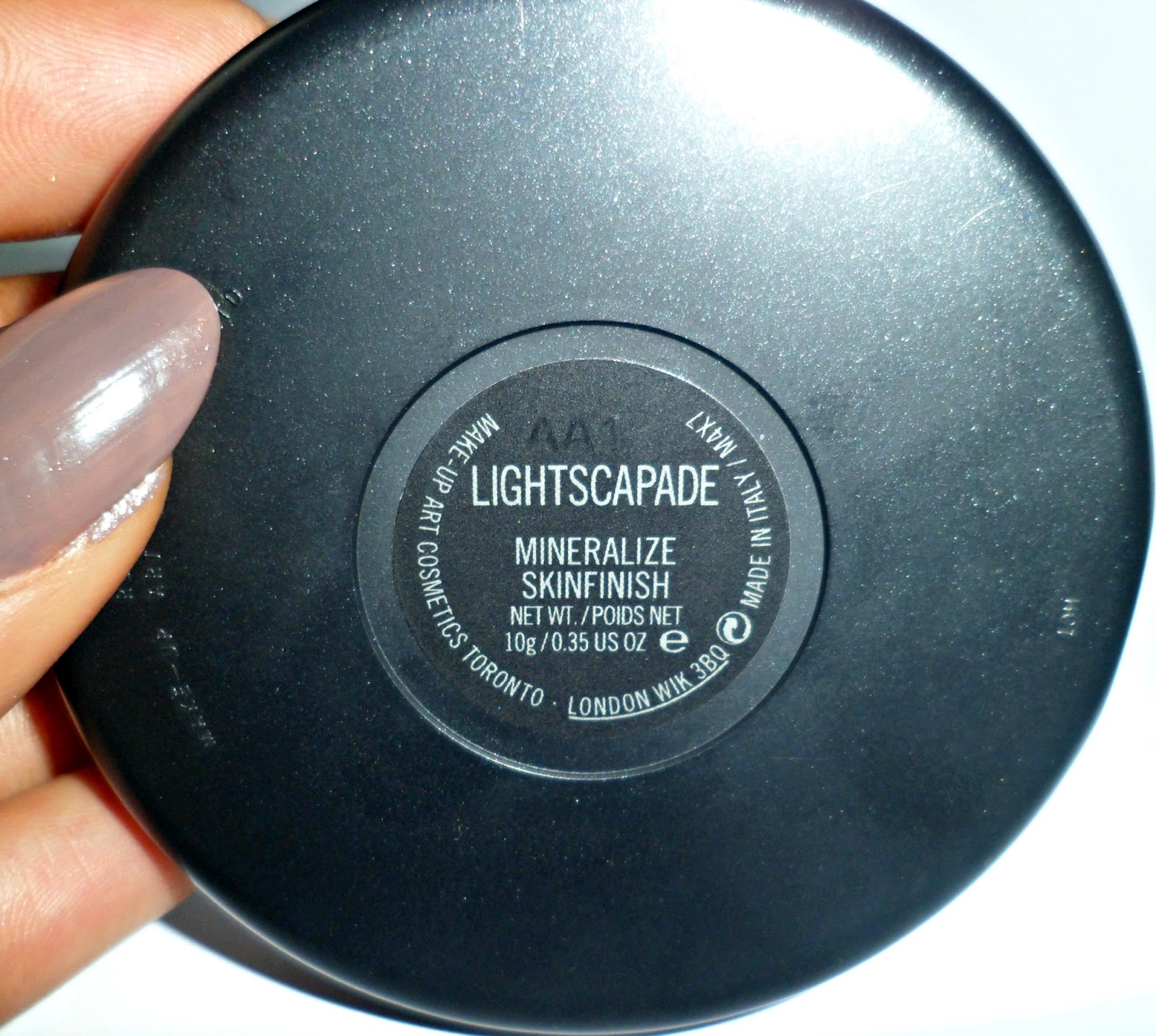 Glam Tropic: Mac Lightscapade MSF Review and Swatches