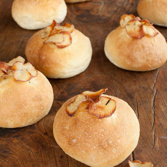 How to Make Rosemary Focaccia Rolls - Cooking Signature