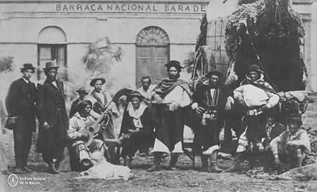 Gauchos de la provincia de Buenos Aires. Fotografía tomada en Baradero ...