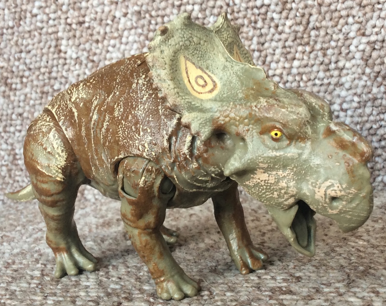 Friendly Barghest Toy Reviews: Walking with Dinosaurs 3D Scowler the Pachyrhinosaurus Action Figure