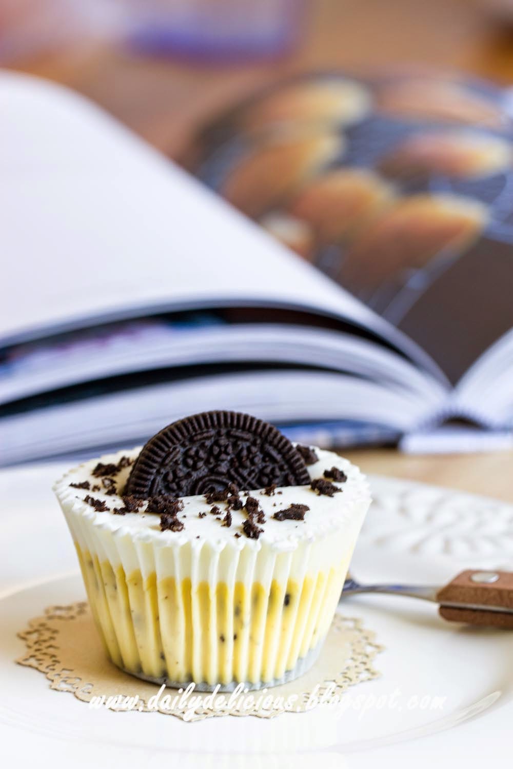 dailydelicious: Mini cookies and cream cheesecake