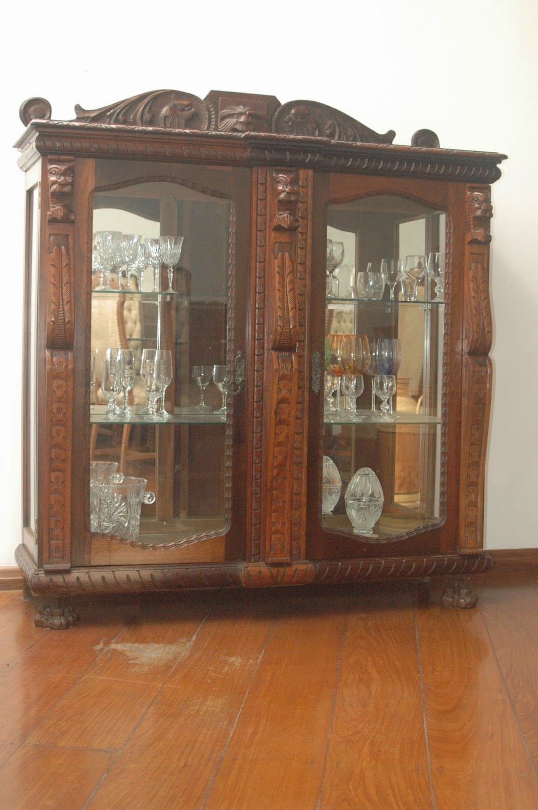 Móveis antigos: Antiguidades