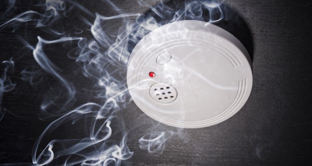 Jenis-jenis Smoke Detector (Detektor Asap) dan Cara Kerjanya - Dunia Sipil