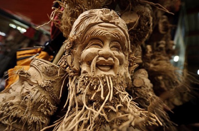 Unique sculptures from bamboo’s root in Hoi An