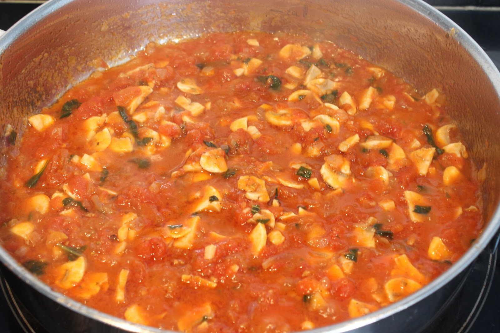 Pasta con Salsa Boscaiola al Vodka | Las Recetas de Marichu.... y las mias