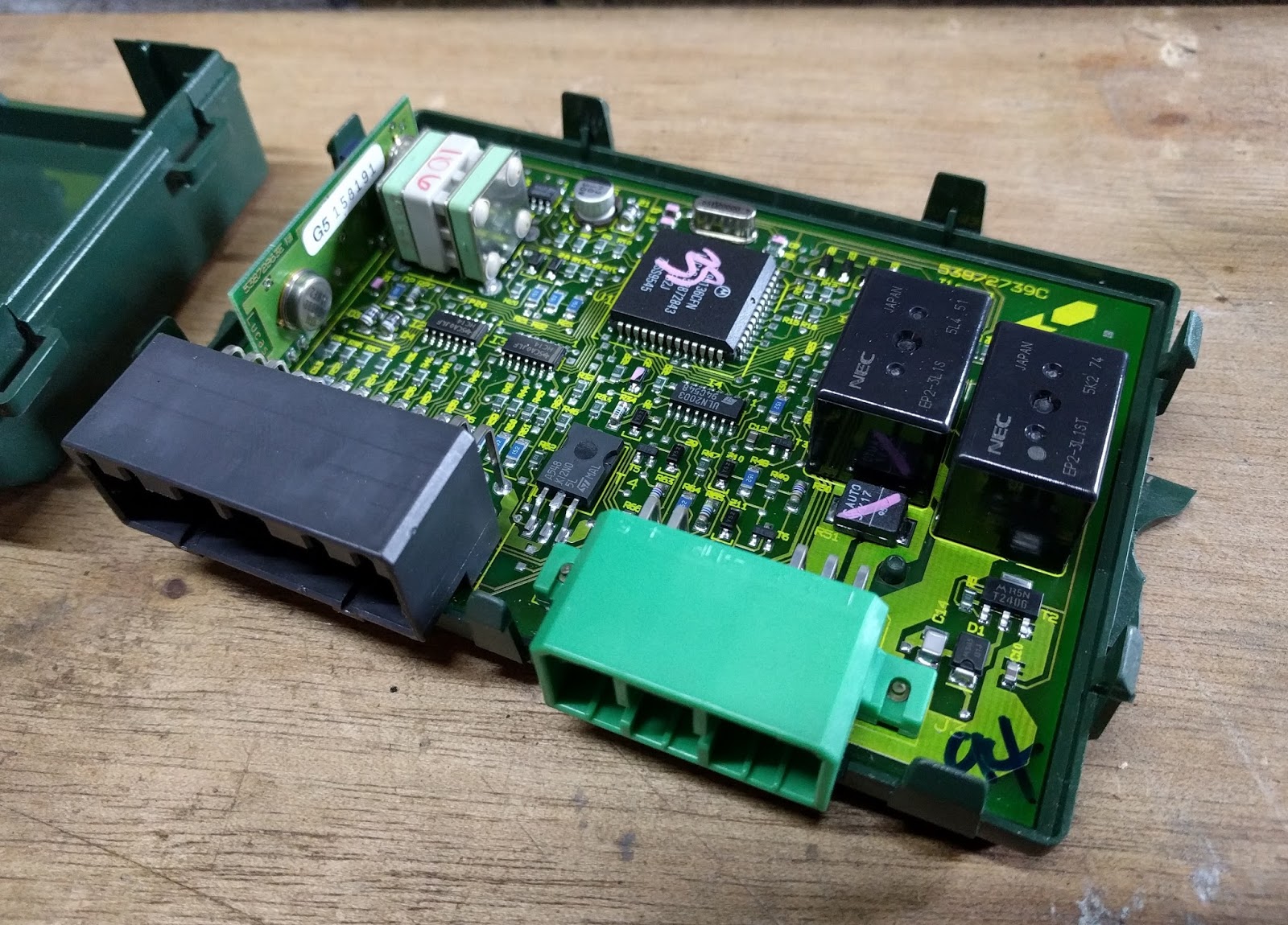 DiscoverThat - Journal: Lucas 10AS connectors