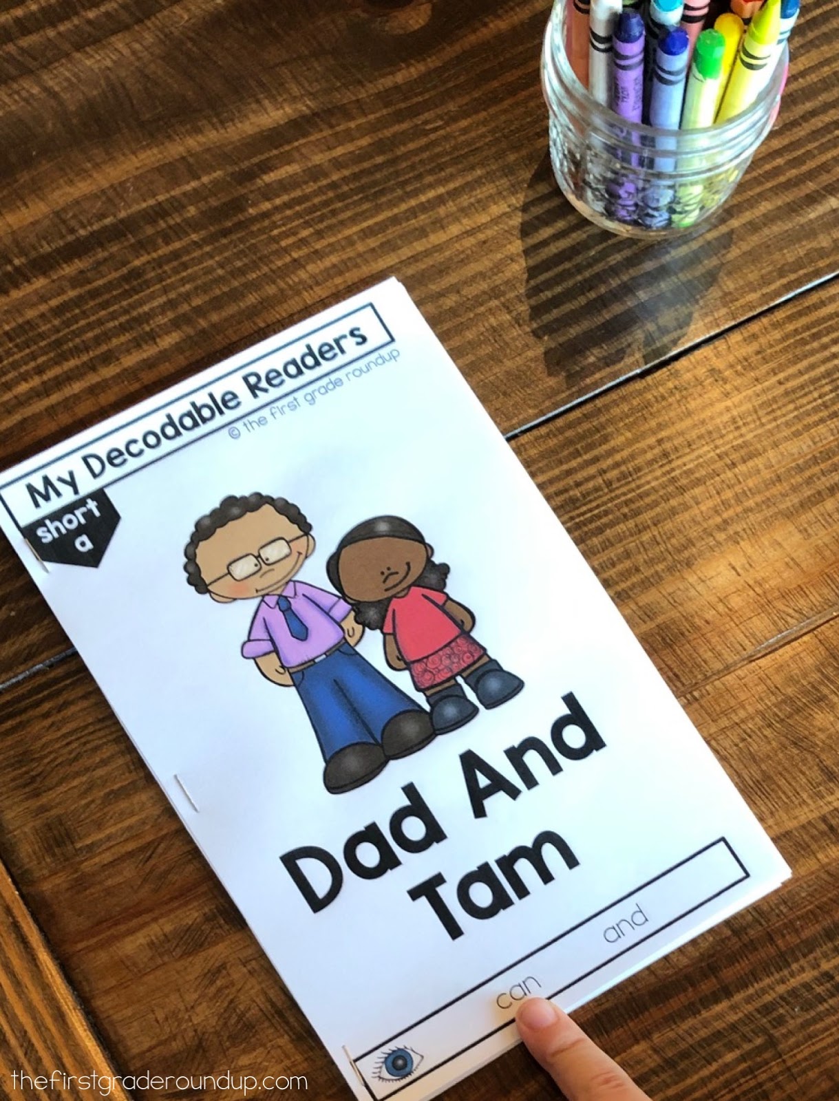 How To Use Decodable Readers in 1st Grade - The First Grade Roundup