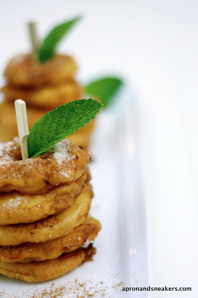 Fritelle di Mele (Apple Fritters)