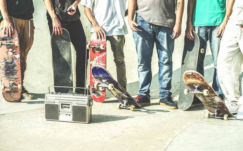 Demasiadas Noches: Tribus Urbanas: Skaters
