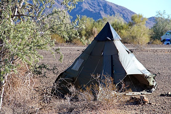 Rolling Steel Tent: The poop tent