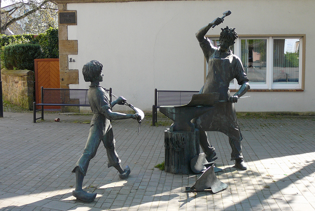 Statues Quo: Der Meister und sein Lehrling (Le maître et son élève)