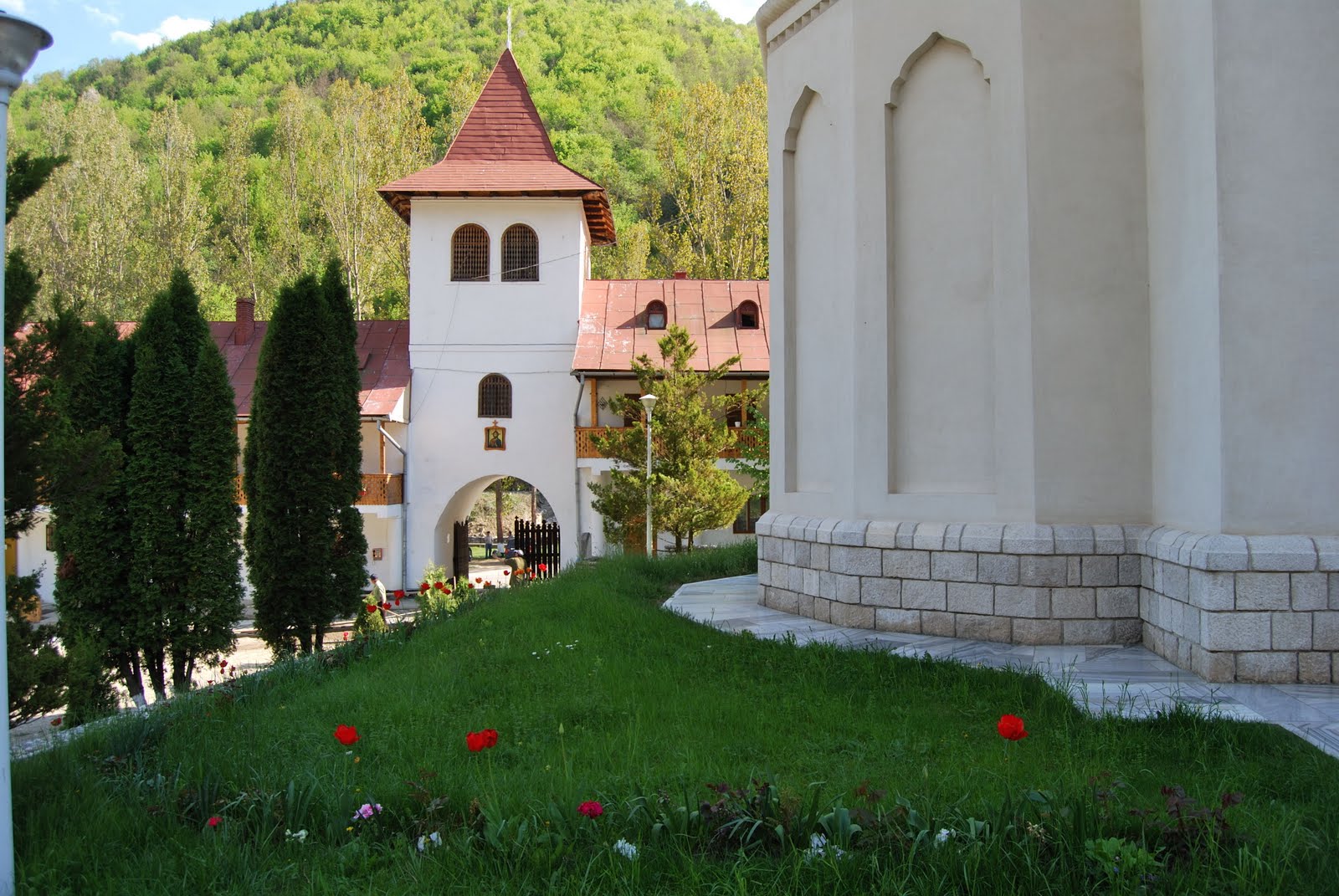 Manastiri Ortodoxe Romane.Monasteries Ortodoxe: 02/08/12