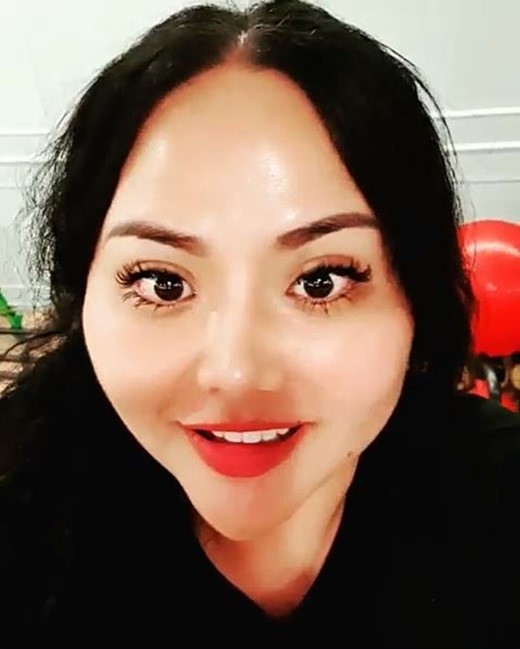 Hong Jin Young's sister updates fans on SNS