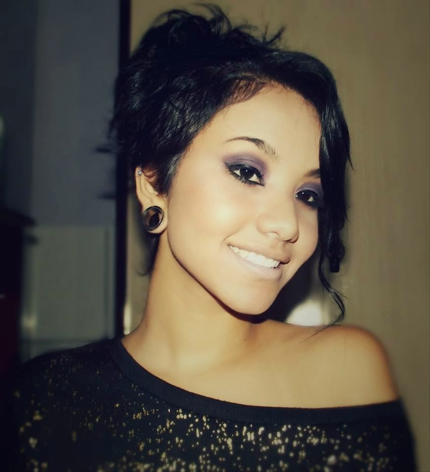 Natasha Neves - FAKE CLUB