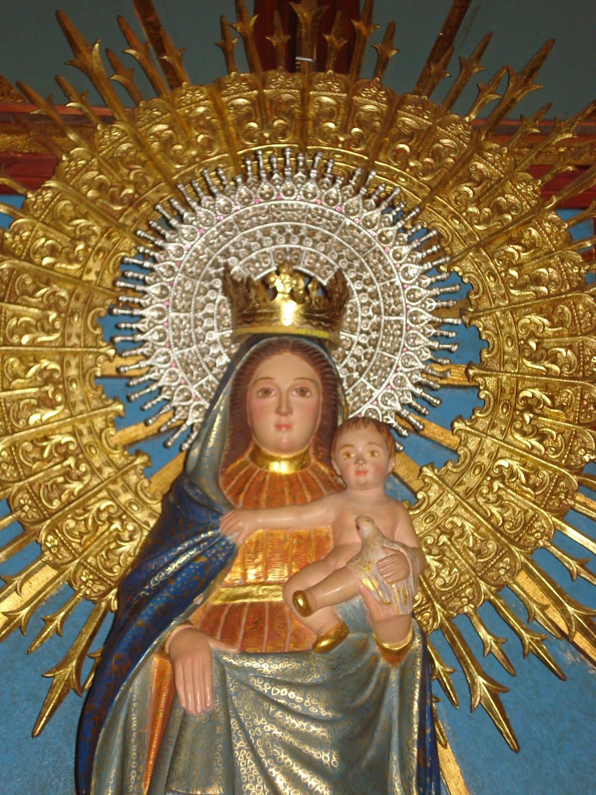 La Clámide: Salida de La Patrona de España