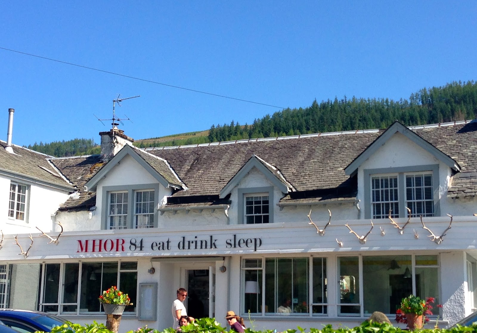 SHORTBREAD & CHAMPAGNE: Mhor, Callander and Lochearnhead, Perthshire