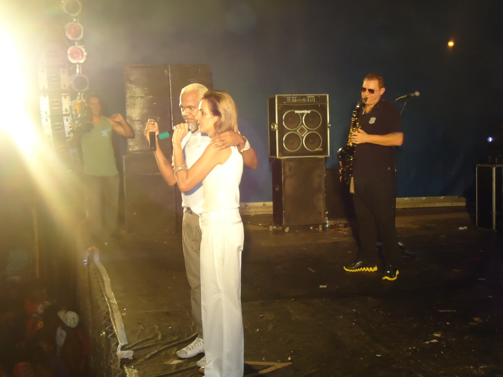 HISTÓRIA DE FLORESTA AZUL: O GRANDE DIA DO NATAL FOLIA