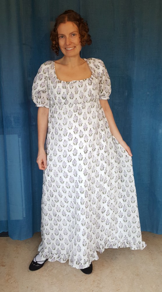 Eva's historical costuming blog: A printed muslin gown c. 1805-1815