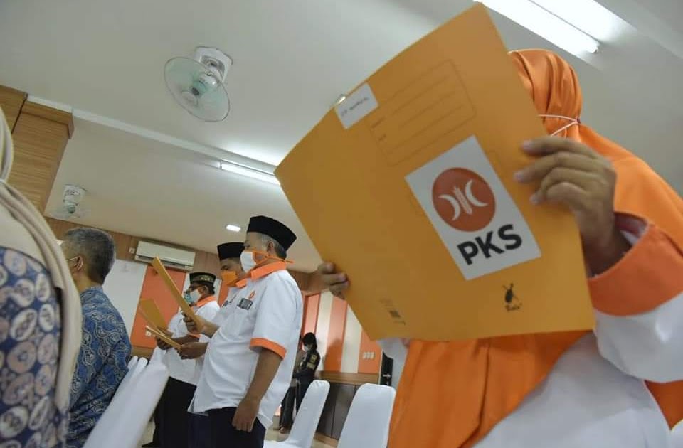 Pantun PKS Jakarta Melayani Rakyat