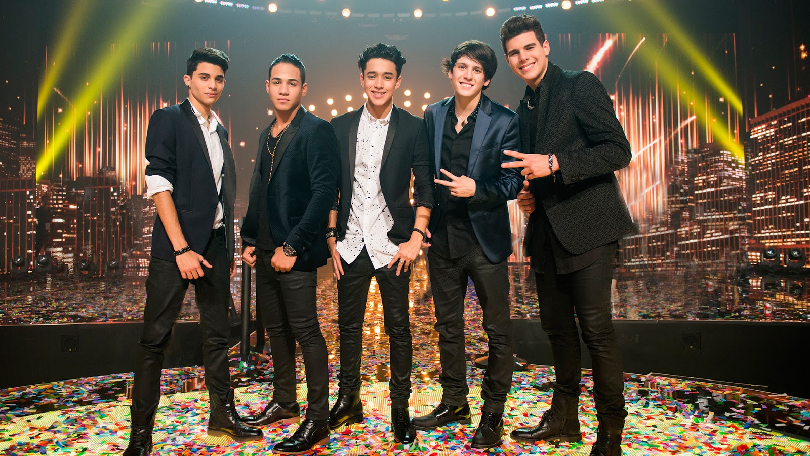 En vacaciones todo es Tan Fácil, CNCO