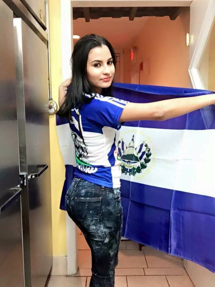 SalvadoreÑas Solteras Buscando Amigos En El Salvador Fotos De Chicas Salvadoreñas Y Mujeres