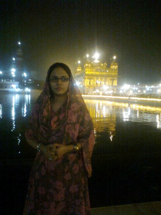 Sindhi Singer Shahnila ali Photos, Wallpapers and Biography