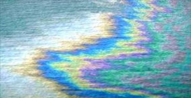 Δραπετσίνι ...: Στη Δραπετσώνα υπάρχει θαλάσσια ρύπανση από την διαρροή ...