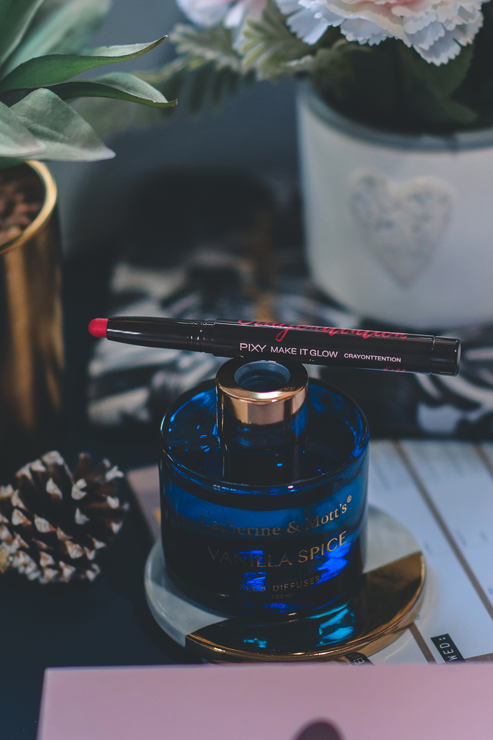 Pen My Blog: PIXY Make It Glow Color Series Review