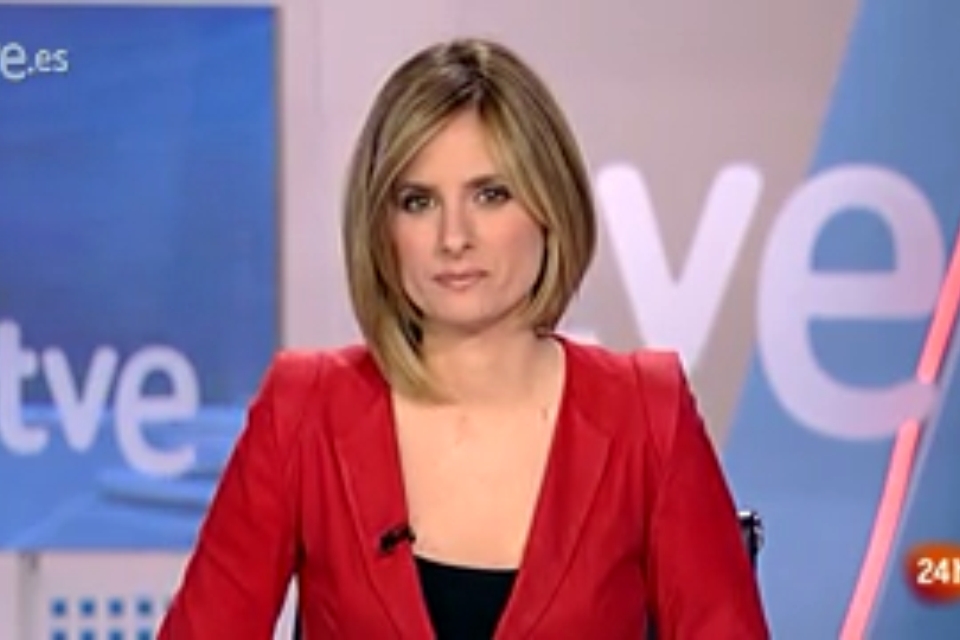 vuesalatele: 2012 02 23 @06H50 - ANA ROLDAN, TVE 24H, TELEDIARIO MATINAL
