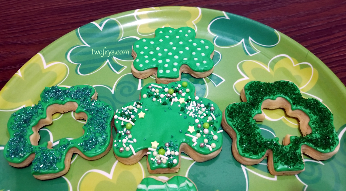 Two Frys: Key Lime Shamrock Cookies