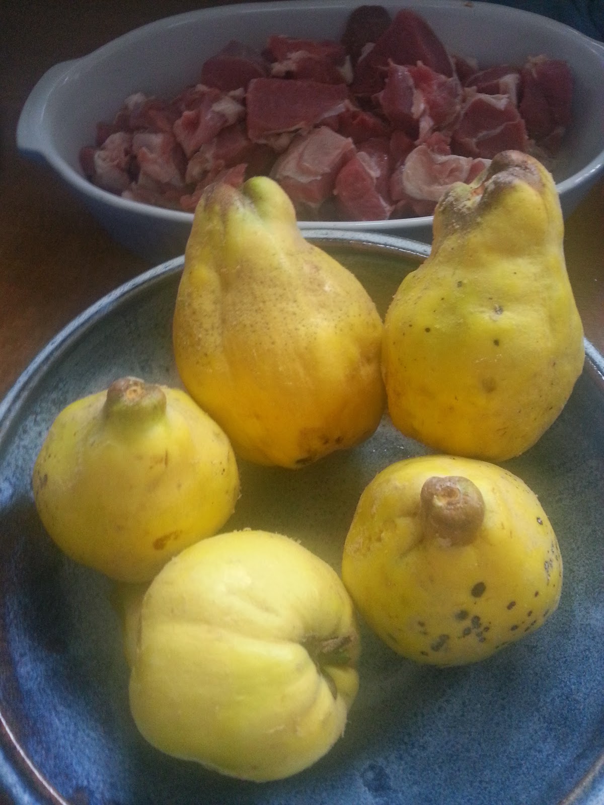 Peter Tr ffelschwein Tagine Tajine Mit Lamm Und Quitten Peter Tr ffelschwein Tagine Tajine Mit Lamm Und Quitten