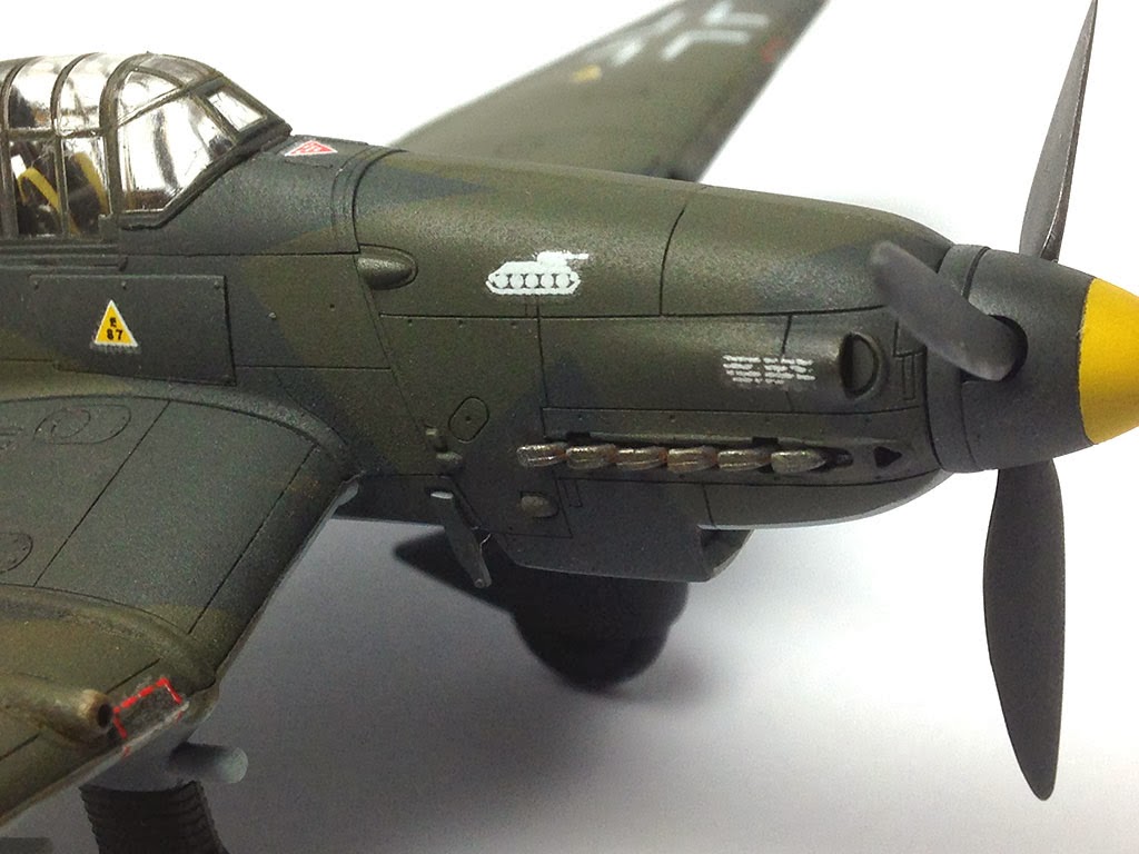 Flixid's Miniatures: 1/72 Academy JU87G-1 Stuka 'Tank Buster'