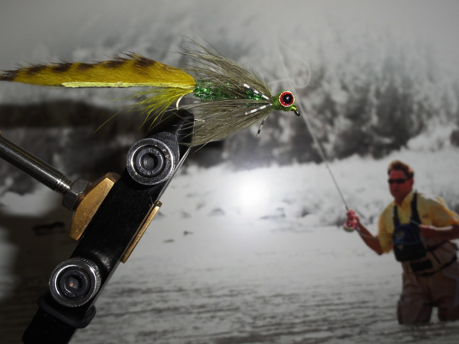 Excursiones de pesca con mosca - Fly Fishing Trips: Atado de Moscas