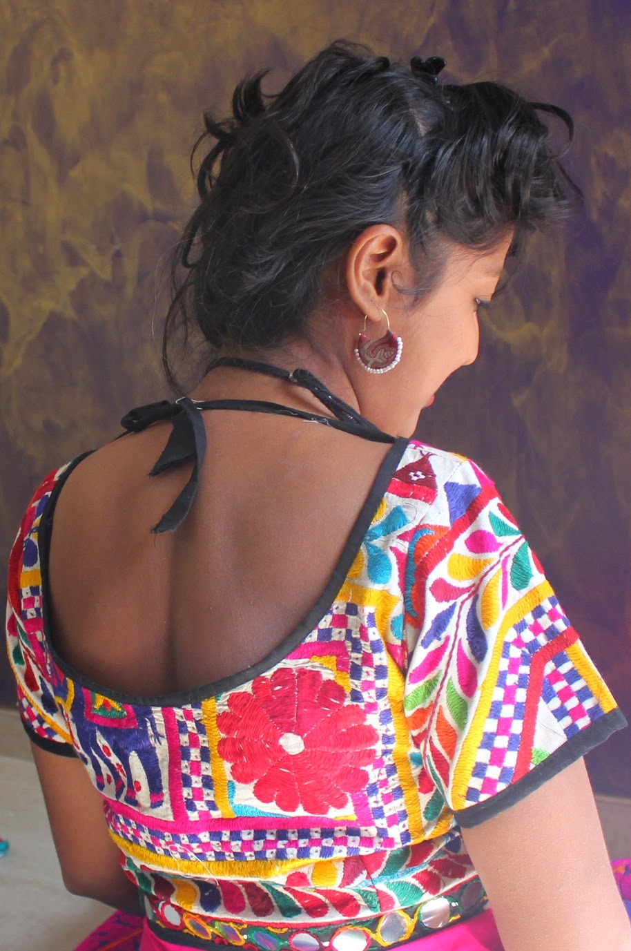 Gujarati Choli And Skirt Gujarat Style On The Move gujarati-choli-and-skirt-gujarat-style-on-the-move