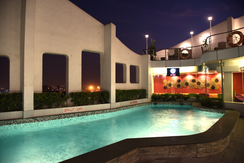 Skywok - The Best Fine Dining Indo Chinese Restaurant in Delhi