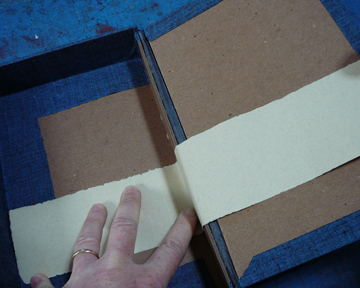 Making a Cigar Box (4): Finishing