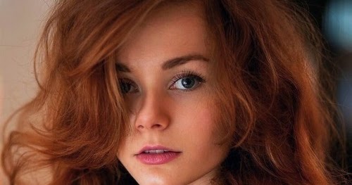 daily timewaster: Freckles, or a mane of red hair, all good.