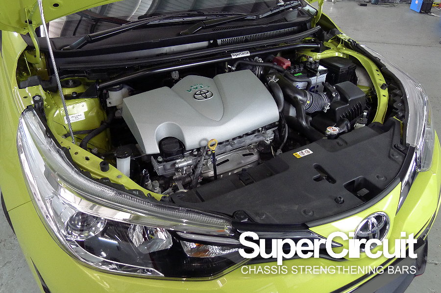 SUPERCIRCUIT CHASSIS STRENGTHENING BARS: Toyota Yaris Front Strut Bar