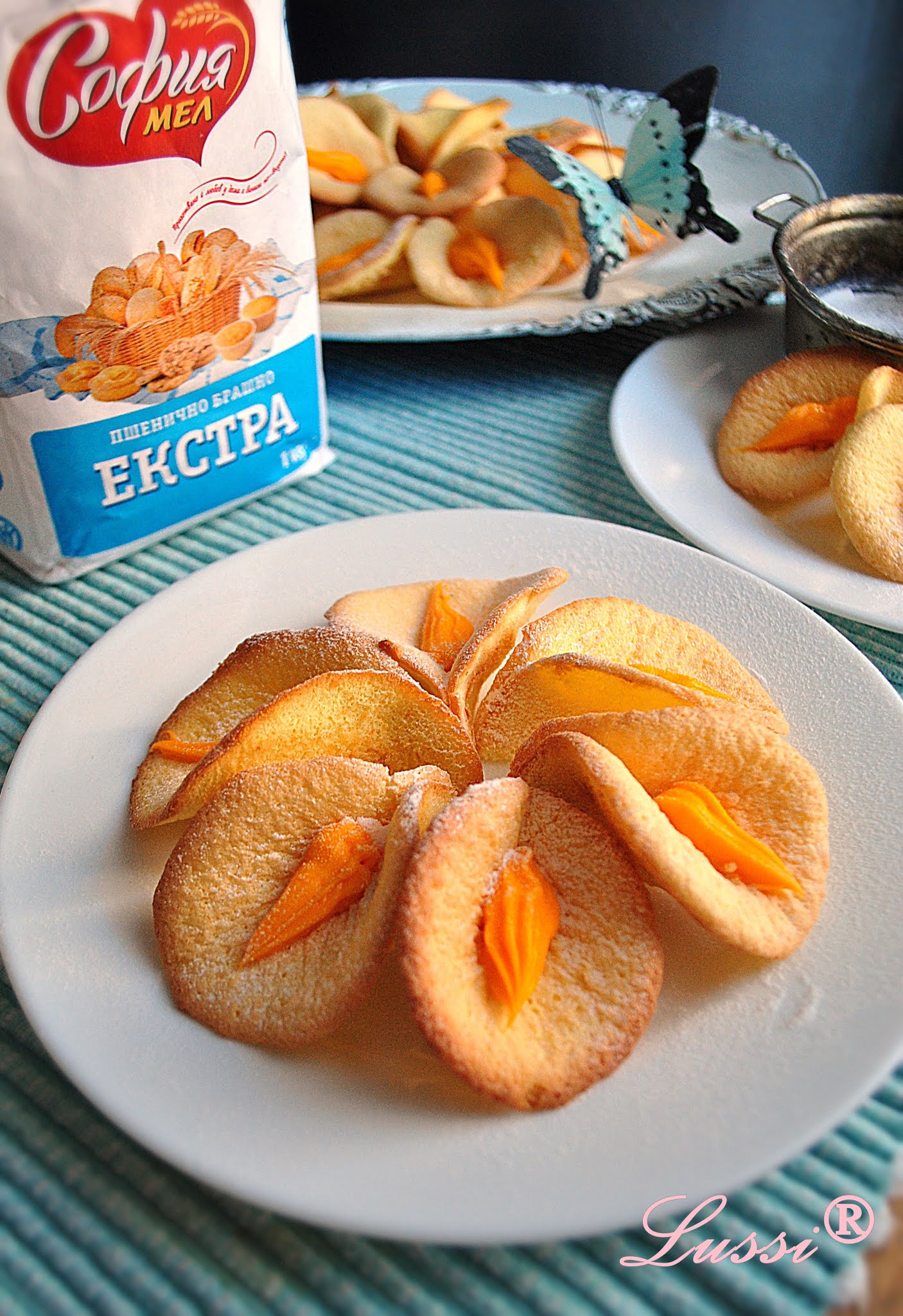 Lussi`s World of Artcraft: Сладки „Калии” / Calla Lily Cookies